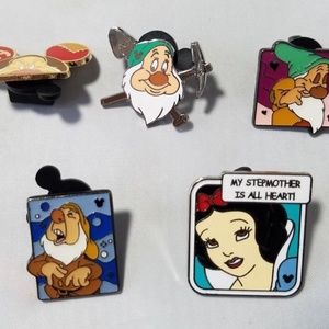 Disney | Accessories | Disney Trading Pins Snow White The Seven Dwarfs ...